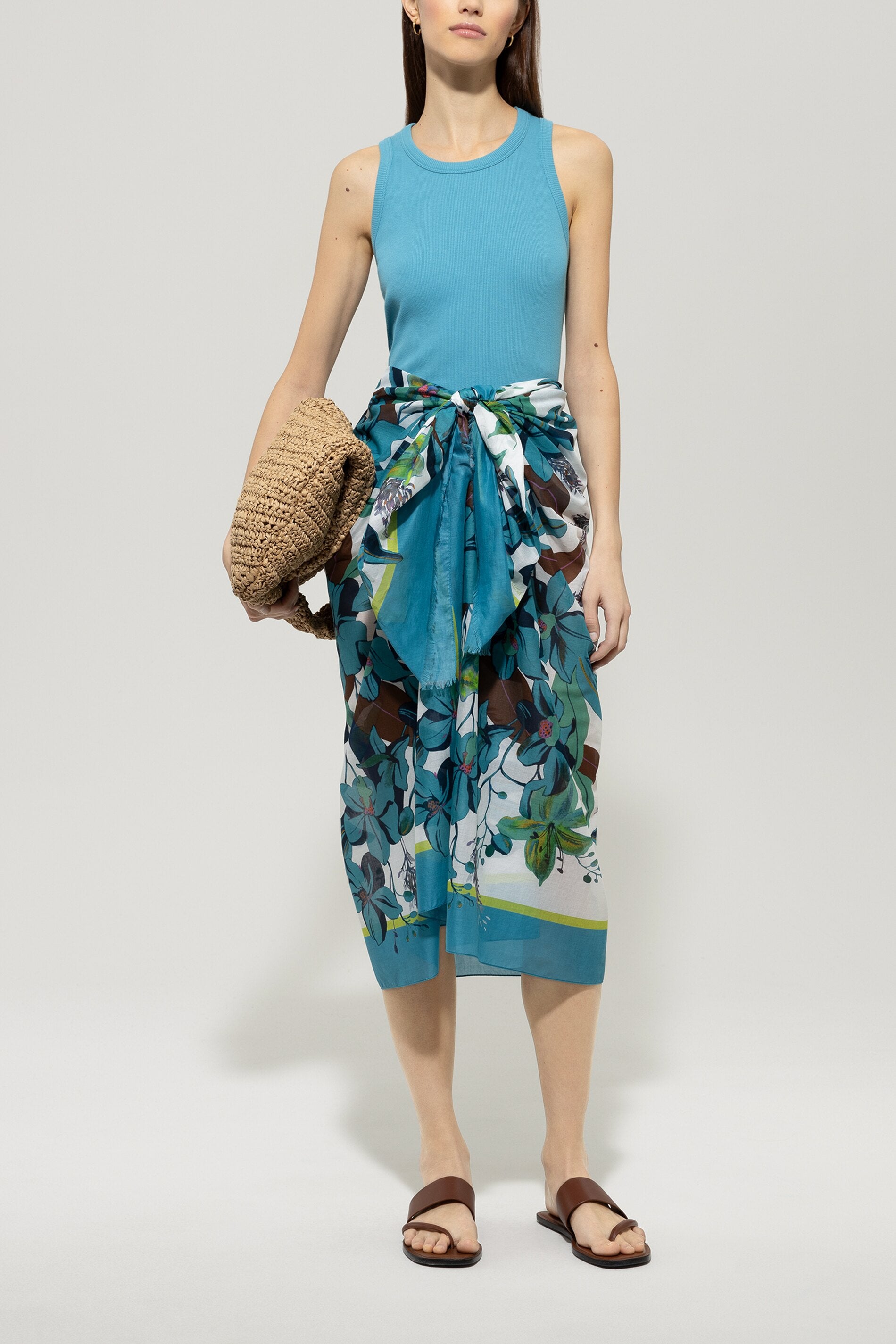 Pareo with hibiscus print - multi - Standard